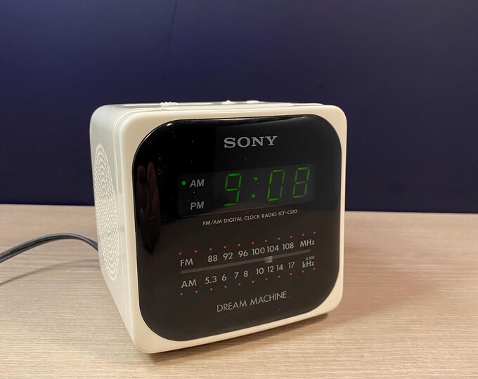 Vintage Sony Dream Machine | 90s Digital AM/FM Clock Radio - Etsy