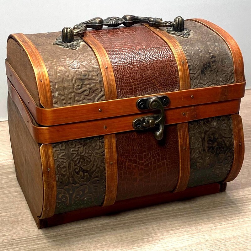 Wooden Trunk - Etsy