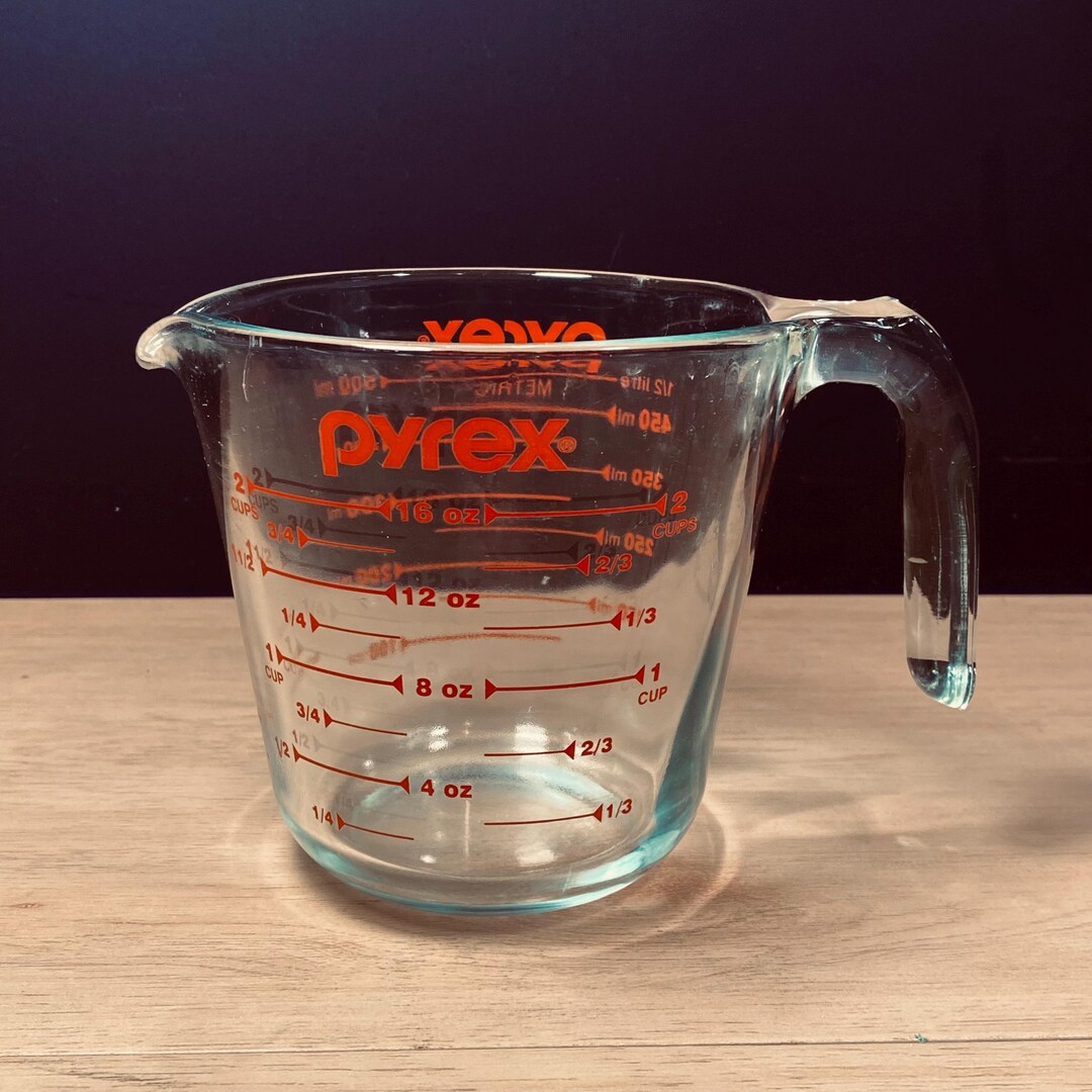 Vintage Pyrex Glass Measuring Cup, Red Markings, 2-cup | Kitchen ...