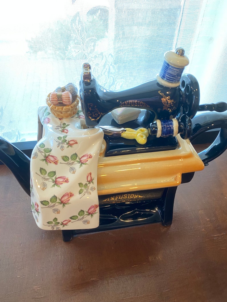 Vintage Sewing Machine Teapot - Etsy