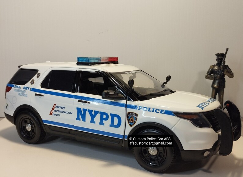 1:24 Scale NYPD Highway Patrol Police Car Ford Explorer Model Car ...