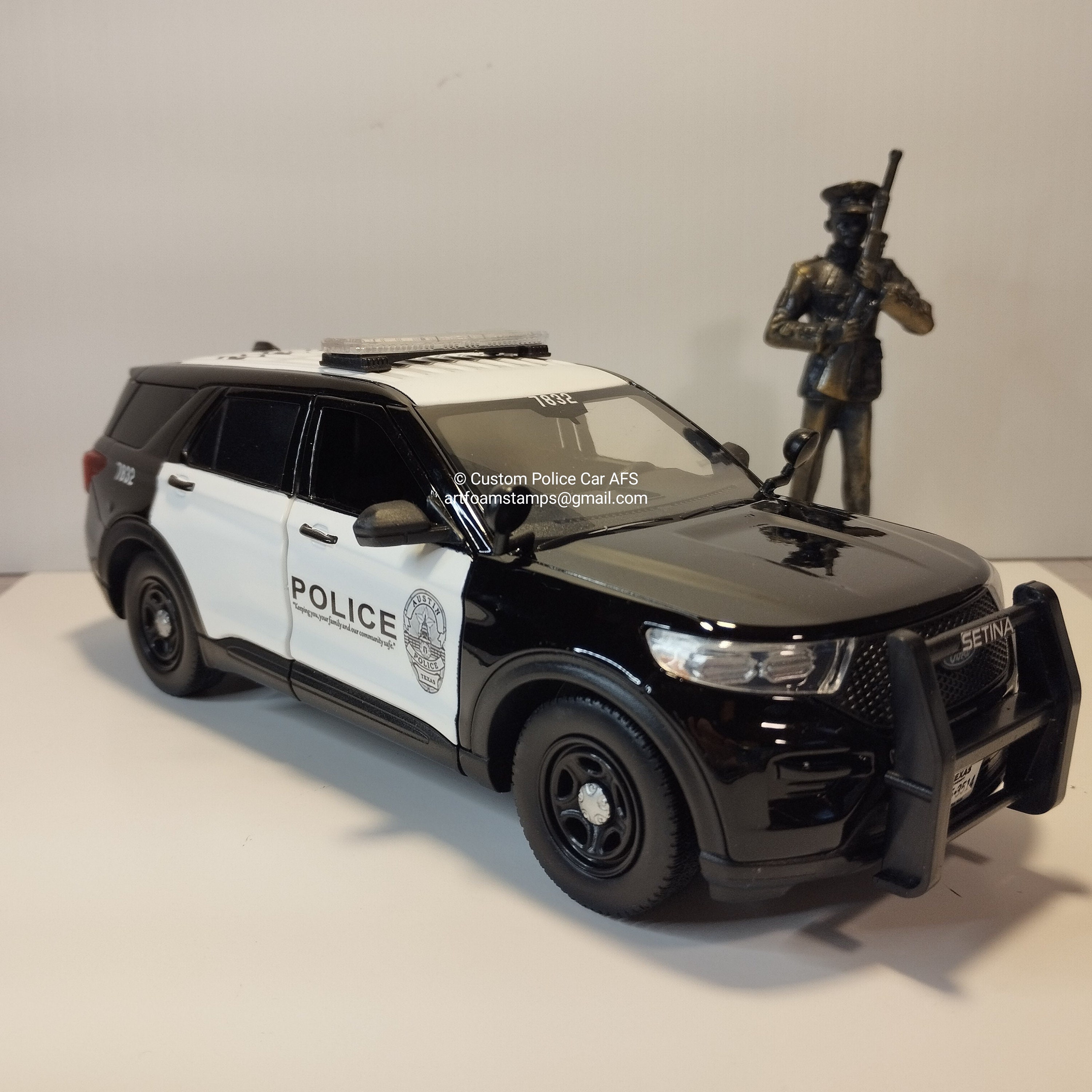 Austin Texas Police Car Ford Explorer Model Car Diecast 1:24 / Custom ...
