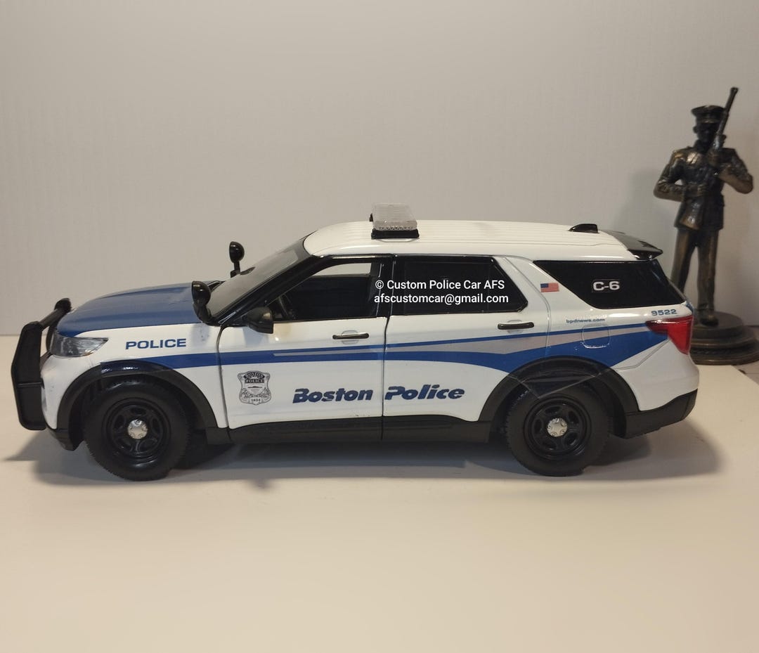 Boston Police Car Ford Explorer Diecast Model Car 1:24/ Custom Police ...