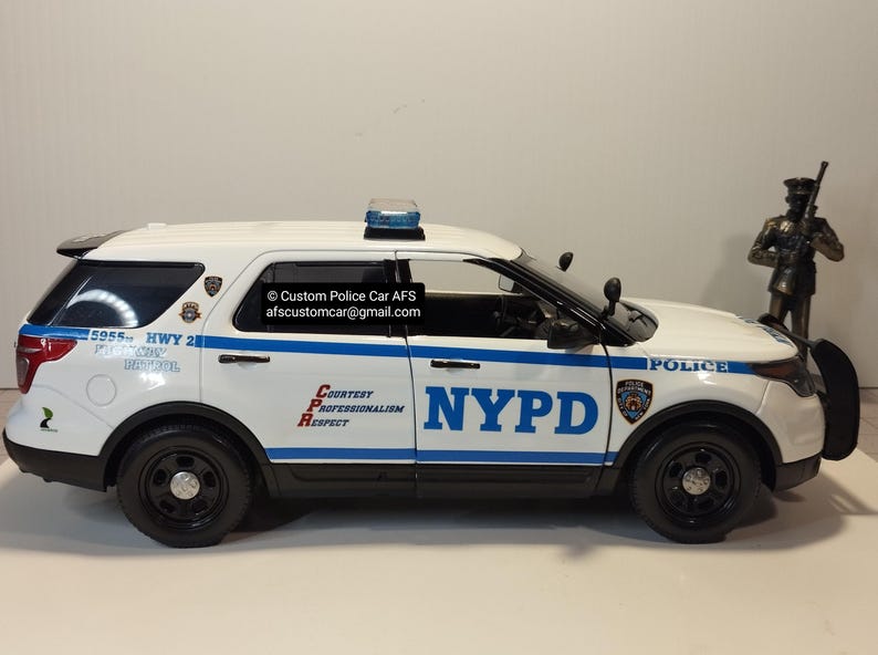 1:24 Scale NYPD Highway Patrol Police Car Ford Explorer Model Car ...