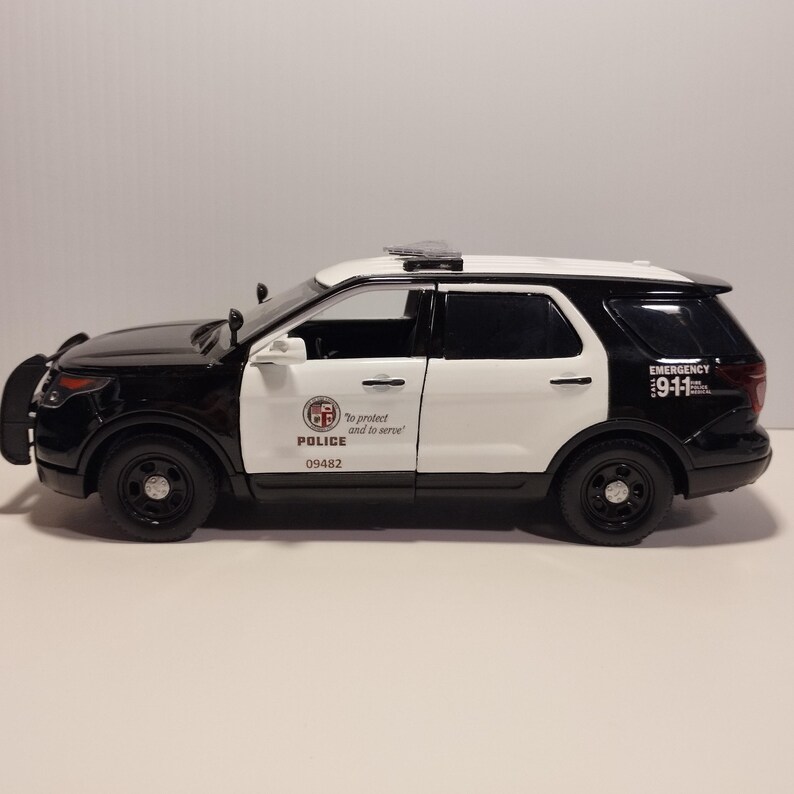 Los Angeles Police Department LAPD Police Car Ford Interceptor Utility ...