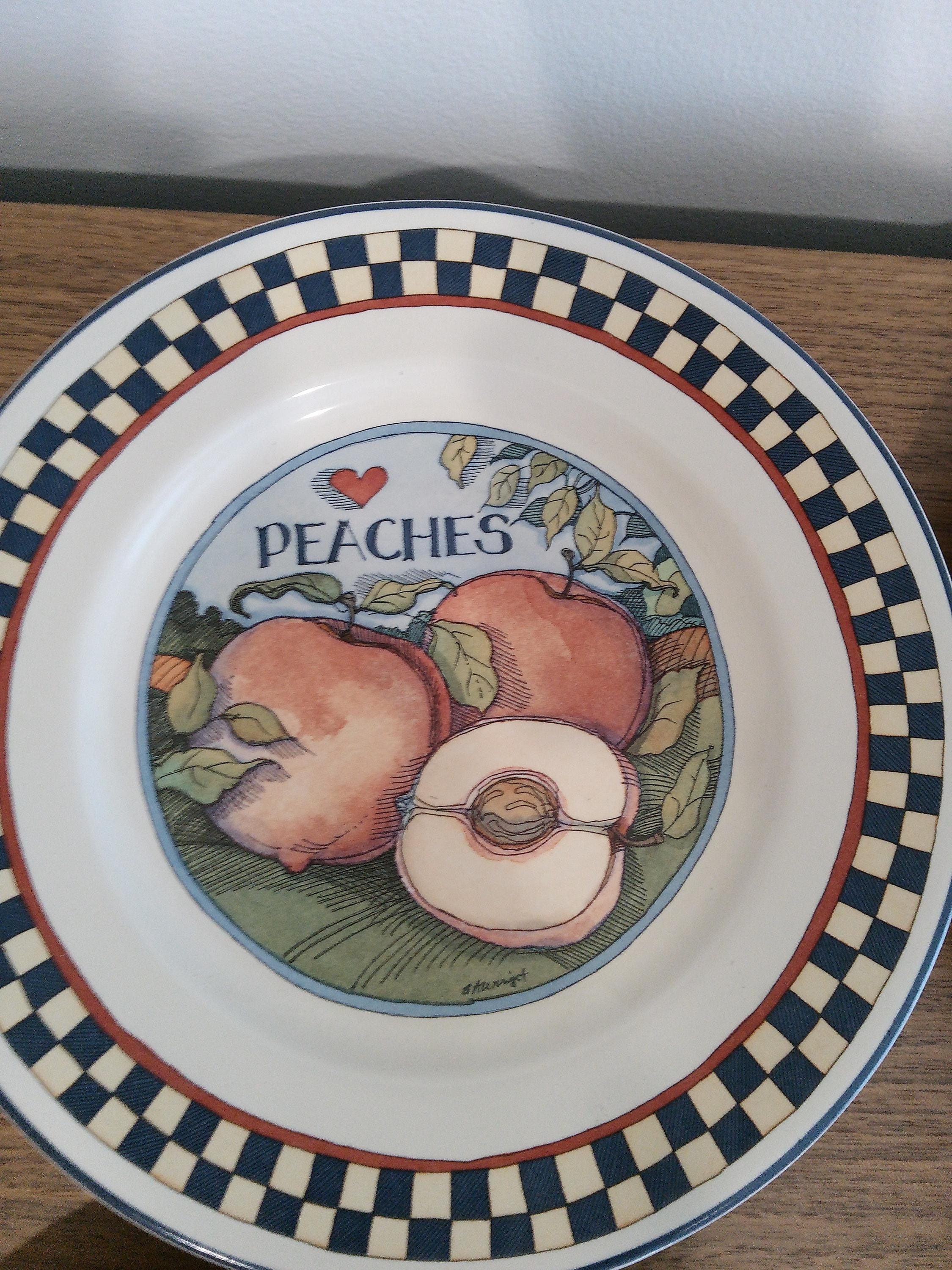 Set of 4 Susan Widget Plates Peaches ,watermelon, Apples, and Pears ...