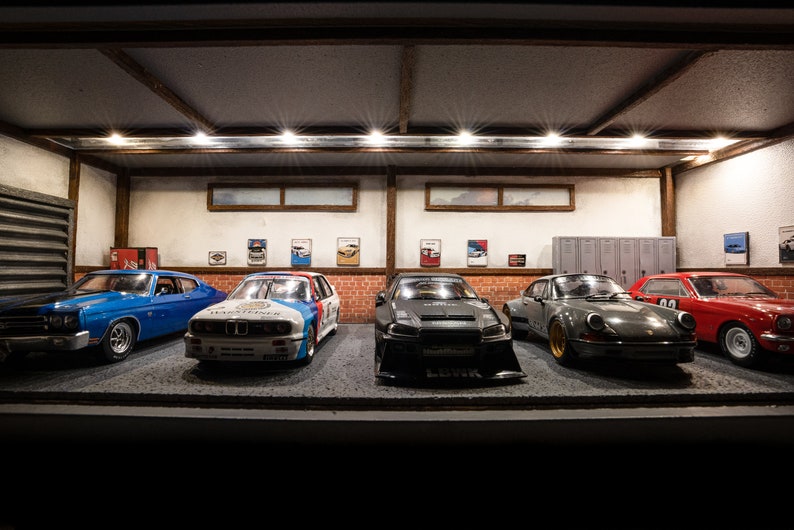 1:43 Scale Diorama Garage - Etsy