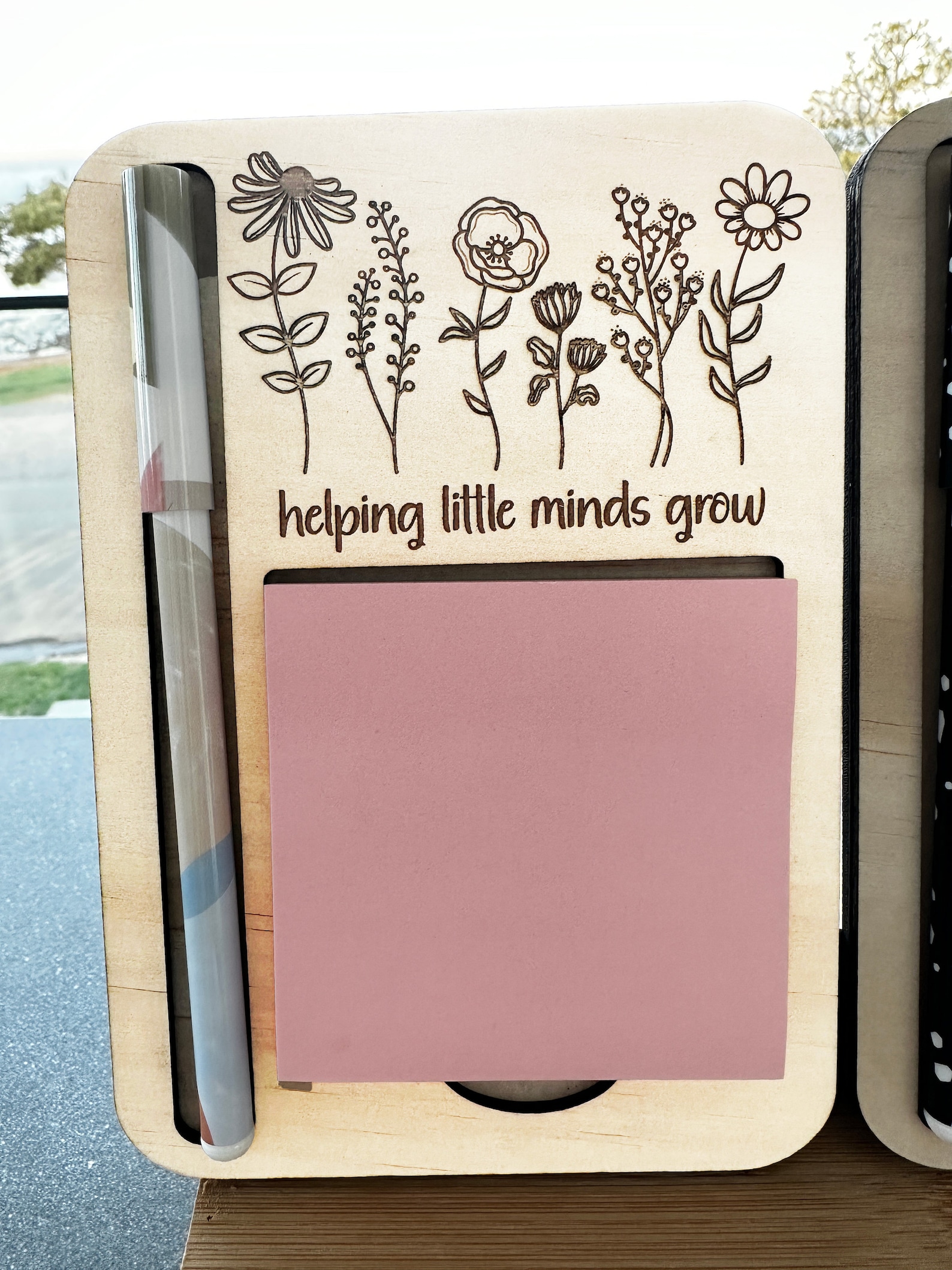 General Teacher Sticky Note and Pen Holder - Etsy