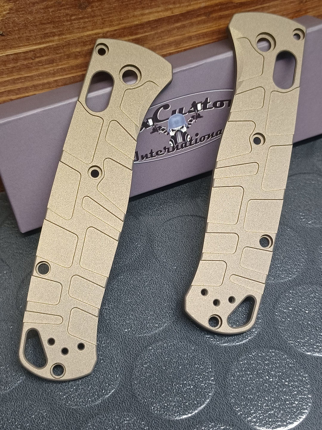 Benchmade Bugout 535 Titanium Scales Smoked Bronze - Etsy