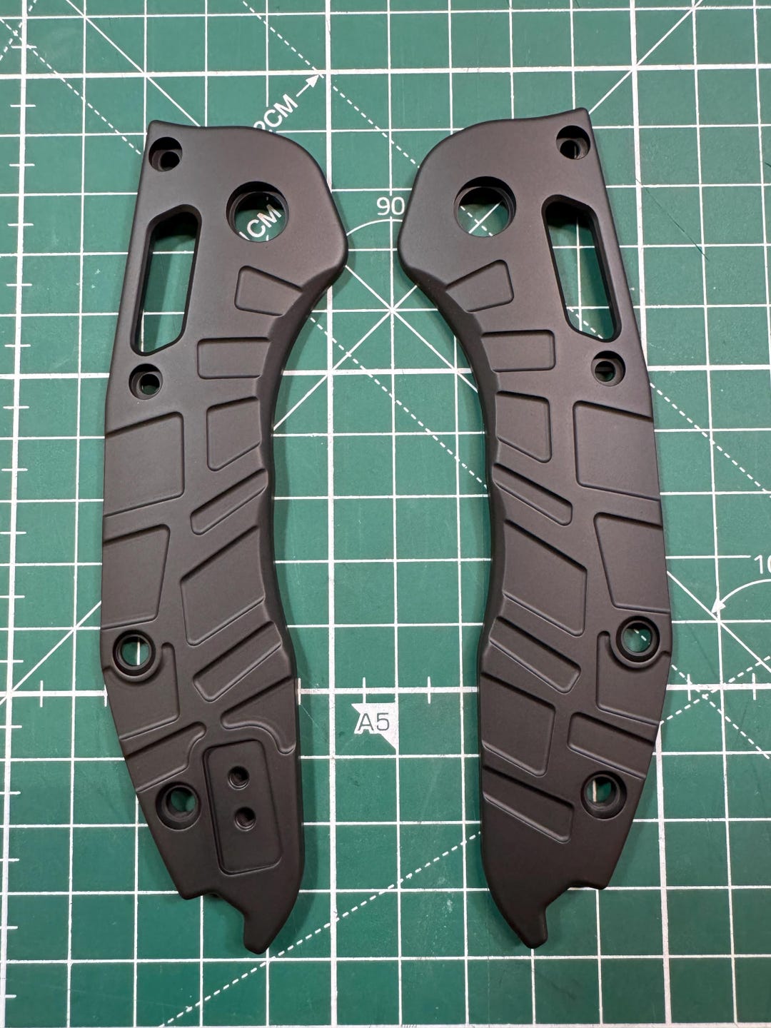 Microtech Stitch Ram-lock Gen 3 Titanium Scales V2 Coated With Cerakote ...
