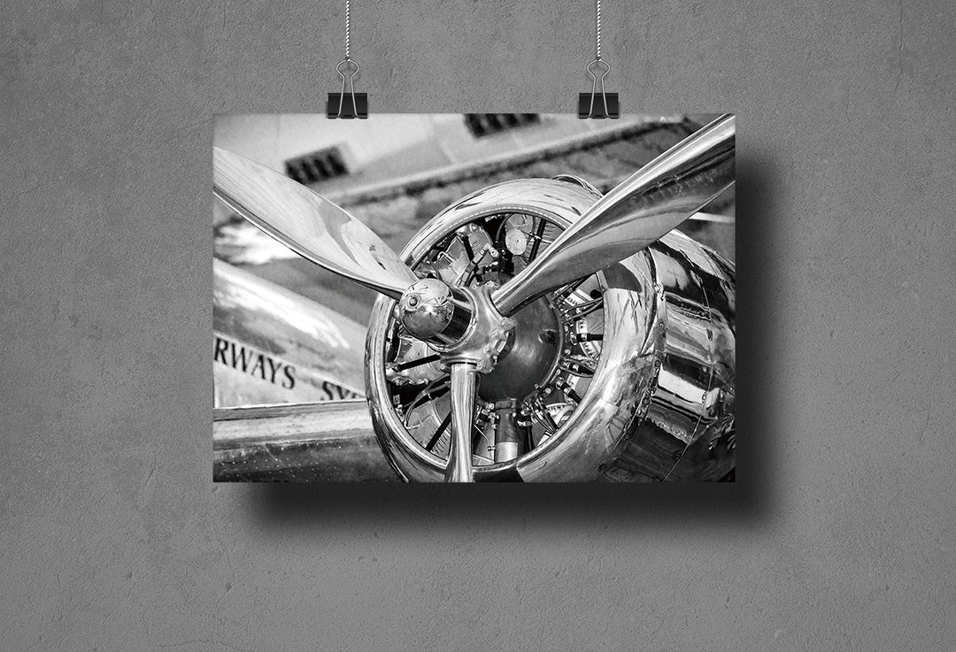 Vintage Airplane Propeller Art, Old Plane Wall Decor, Airplane Canvas ...