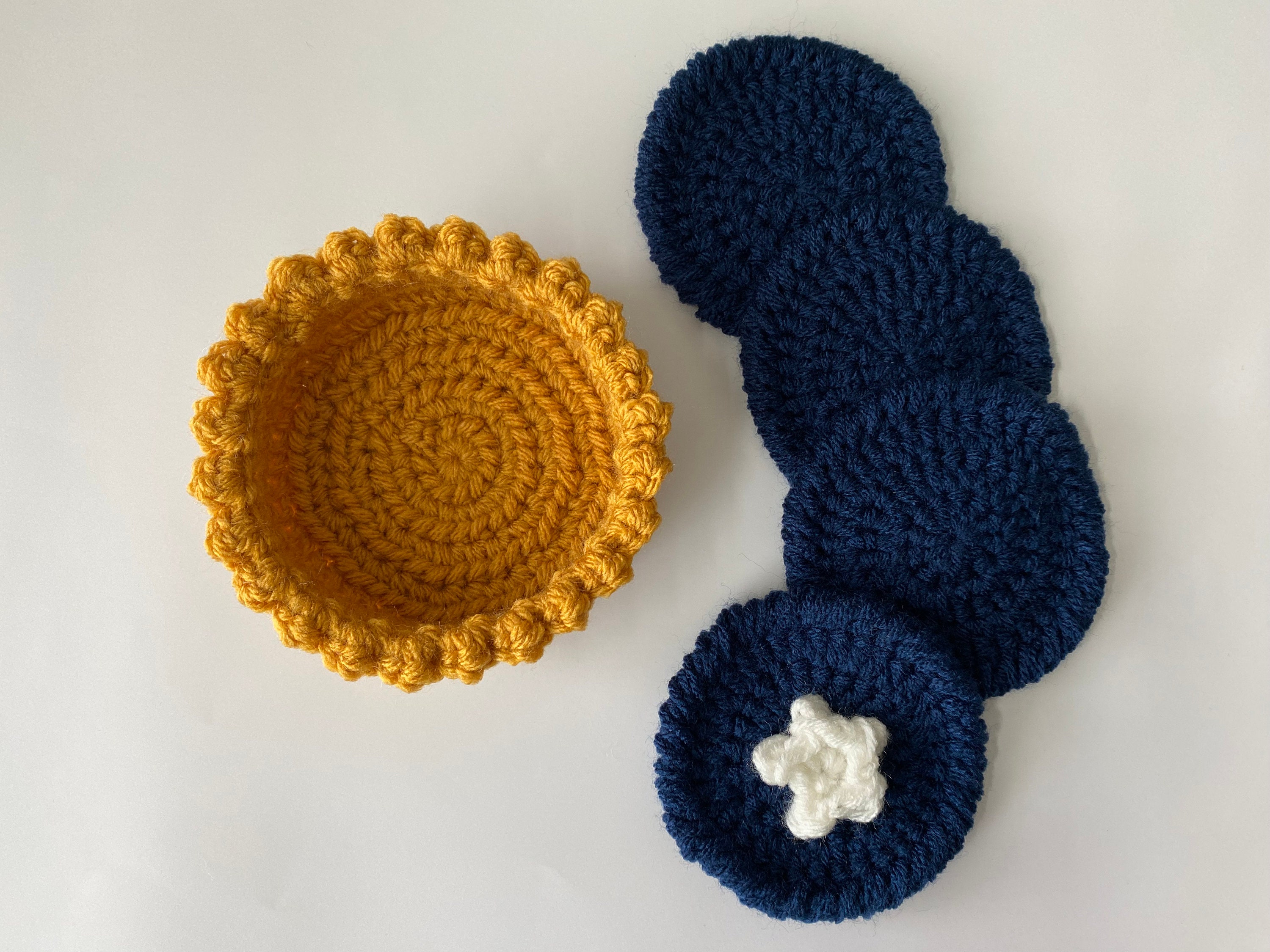 BLUEBERRY PIE Crochet Coaster Set of 5, Cute Handmade Housewarming ...