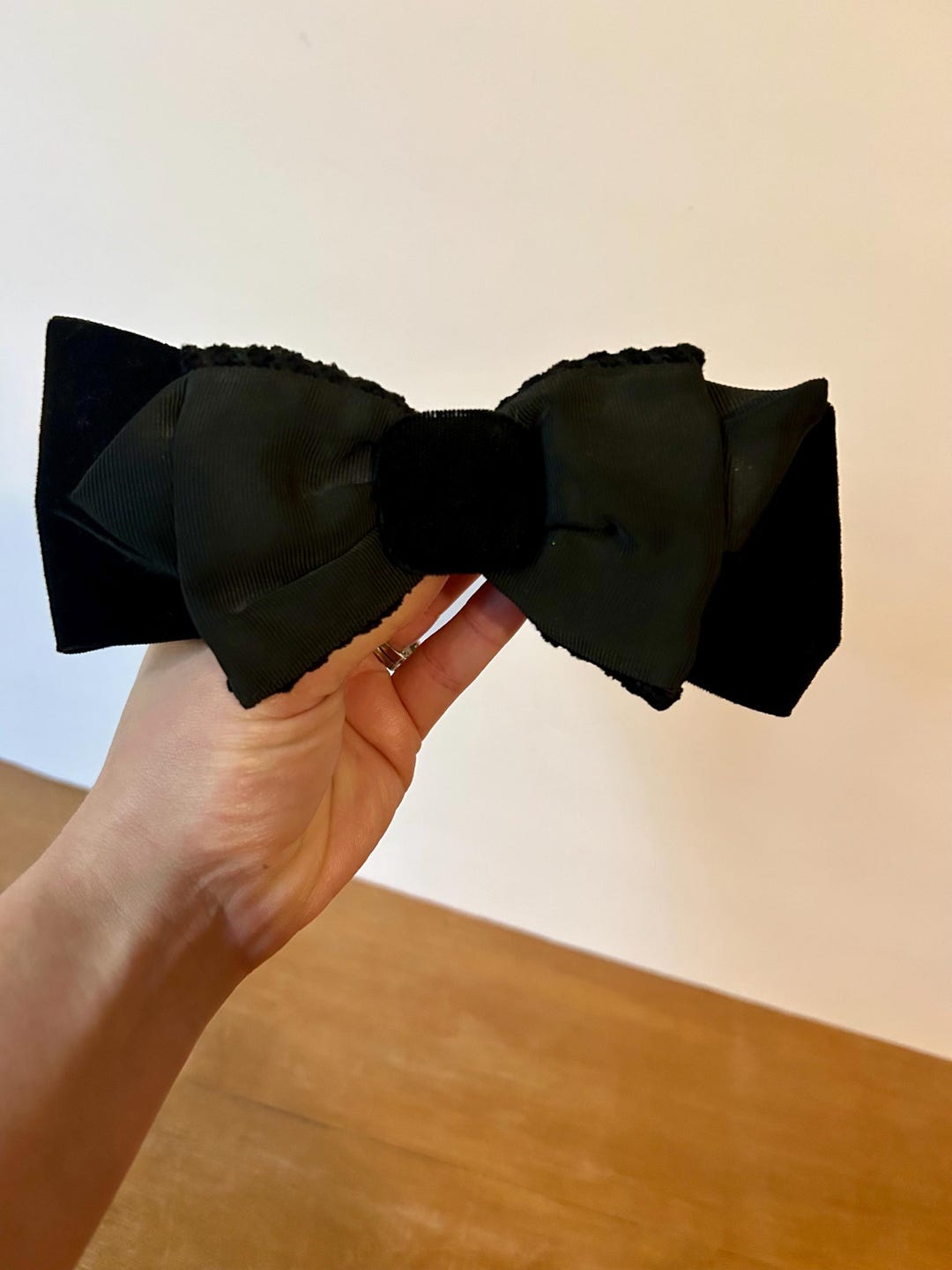 Vintage Kirks Folly Black Velvet Bow Barrette: 80s-90s Hair Clip - Etsy