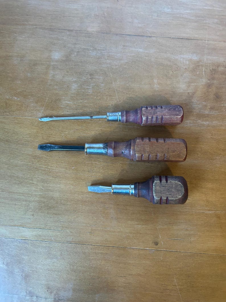 Vintage Small Screwdrivers Woodworking Tools Carpentry Phillips ...
