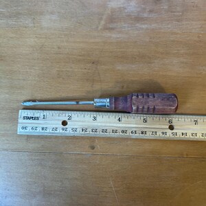 Vintage Small Screwdrivers Woodworking Tools Carpentry Phillips ...