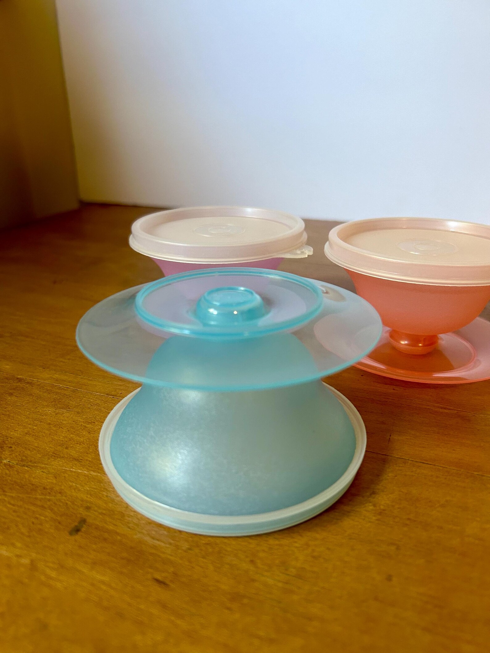 Tupperware Dessert Parfait Cup Set 3 Pastel Blue Purple Pink 4" W/ Lids ...