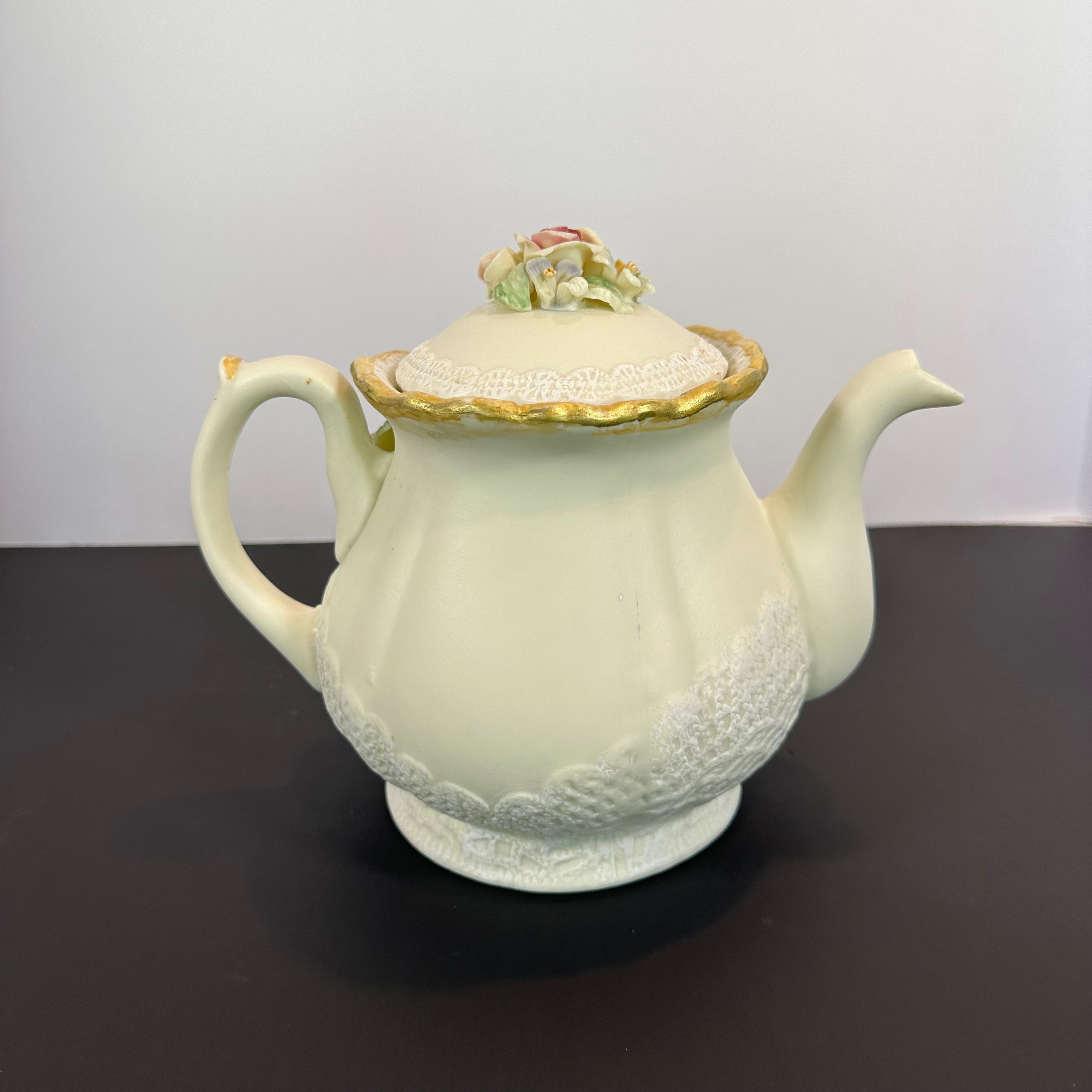 Vintage Collectible Capodimonte Flower and Lace Musical Teapot With ...