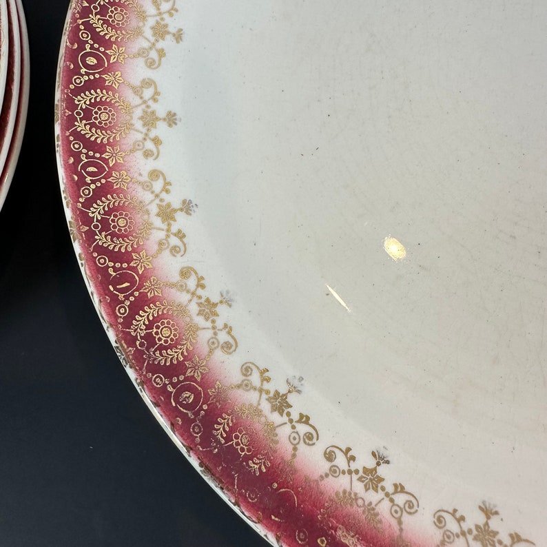 Vintage 22K Gold Trim Red Outline Dinner Set of Plates, Saucers ...