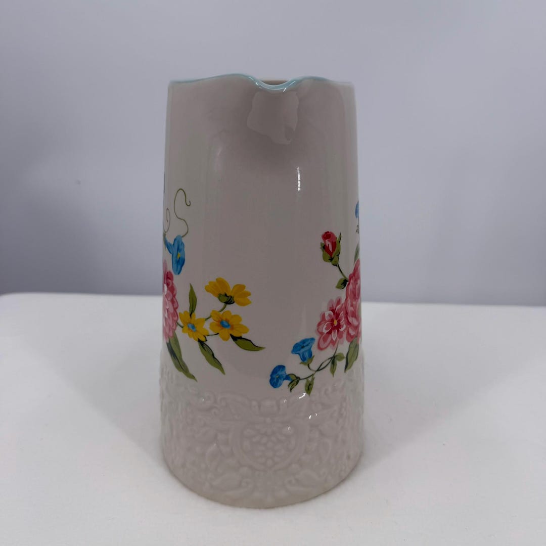 The Pioneer Woman Sweet Rose 2.1-quart Pitcher, New With Tags ...
