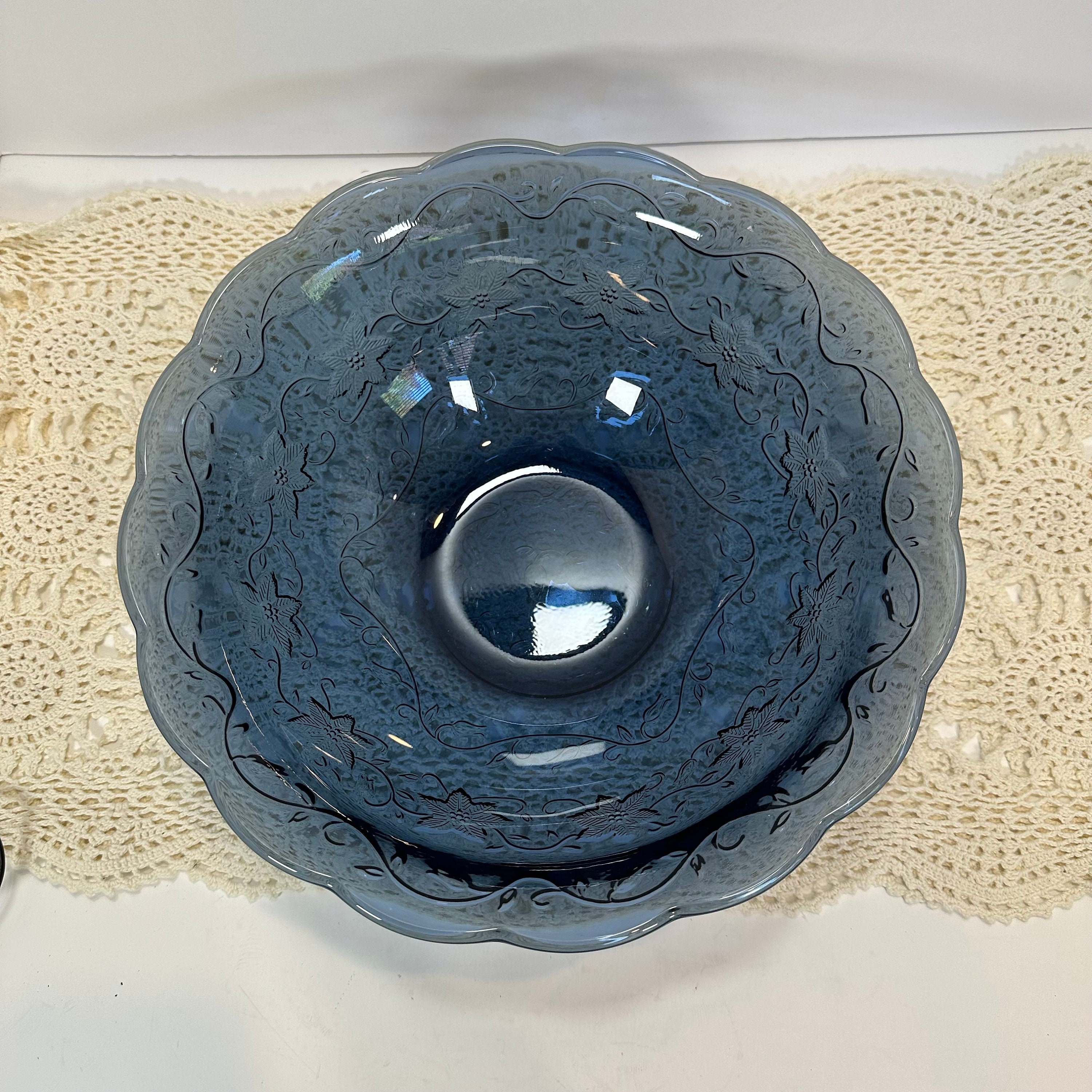 Vintage Princess House Serving Bowl Glass Large Fantasia Sapphire Blue ...