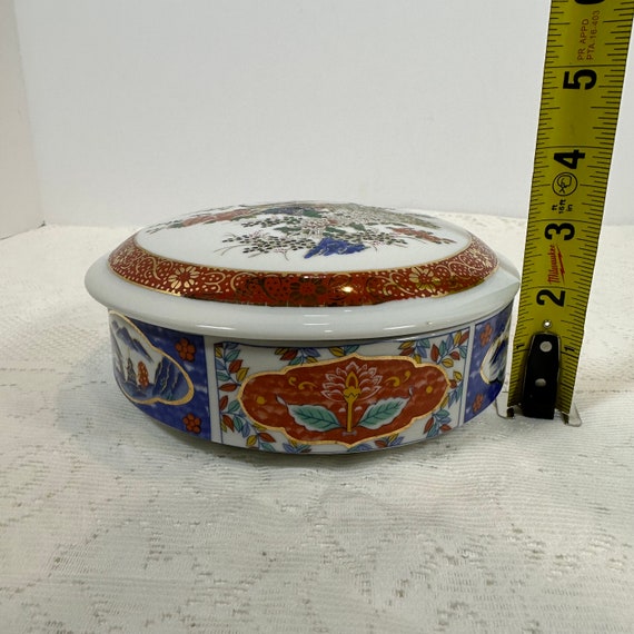 Vintage Satsuma porcelain Covered Candy/Trinket/Snack… - Gem