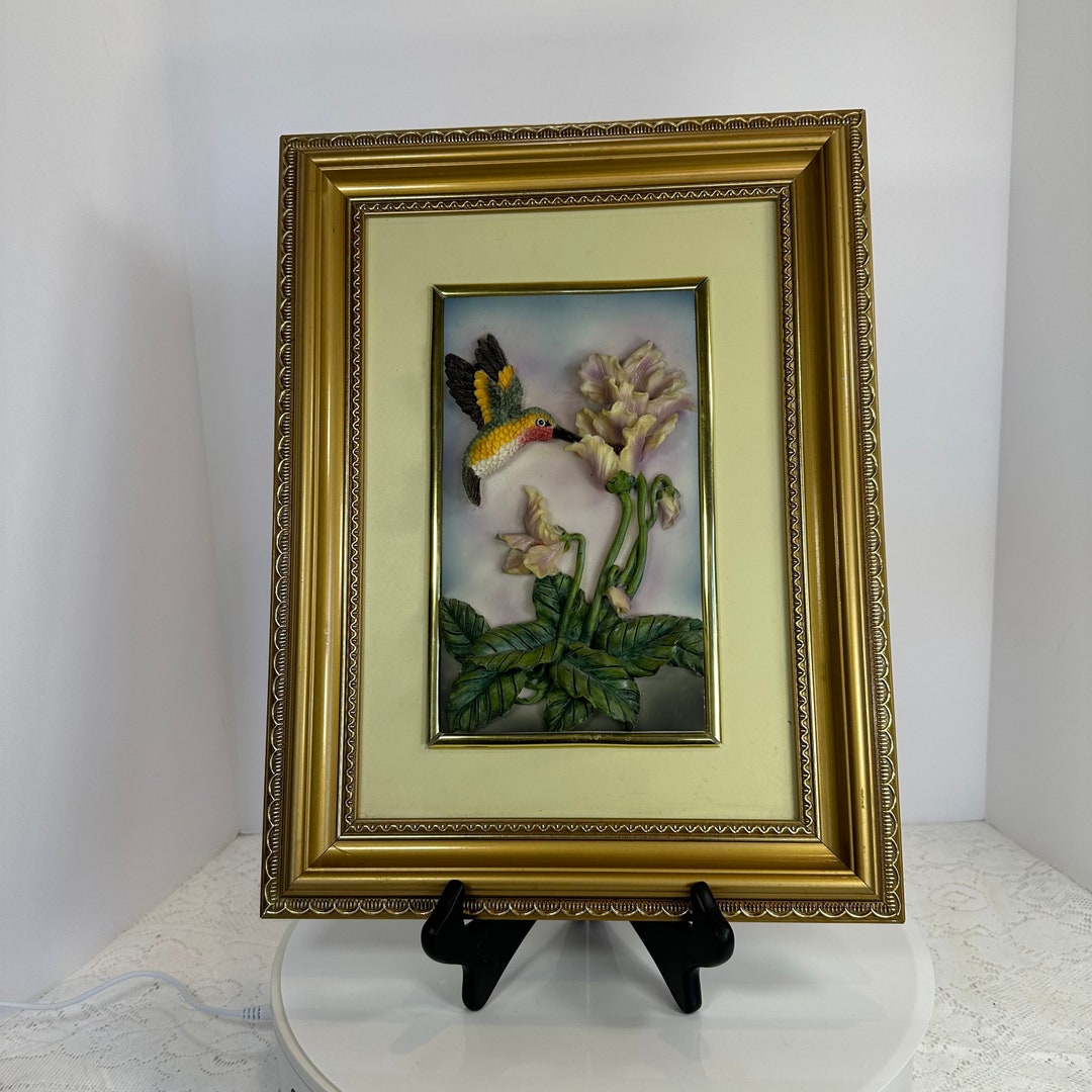 Vintage Posh Italy 3D Resin Design Hummingbird and Flowers Vertical ...