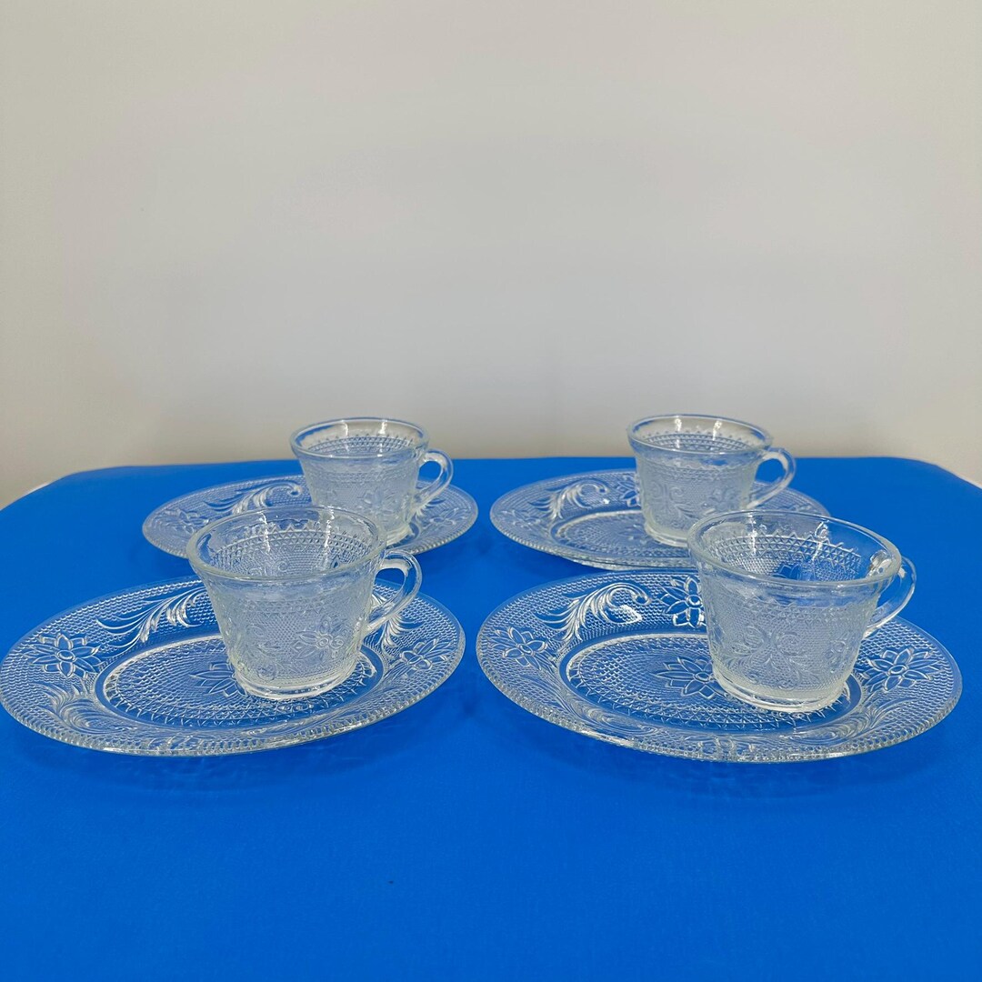 Vintage Collectible 8-piece Snack Set, 1924, 4 Clear Glass Lunch Pates ...
