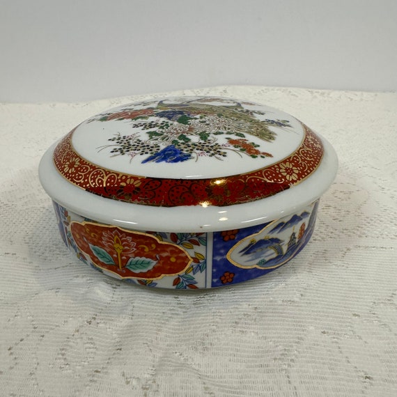 Vintage Satsuma porcelain Covered Candy/Trinket/Snack… - Gem