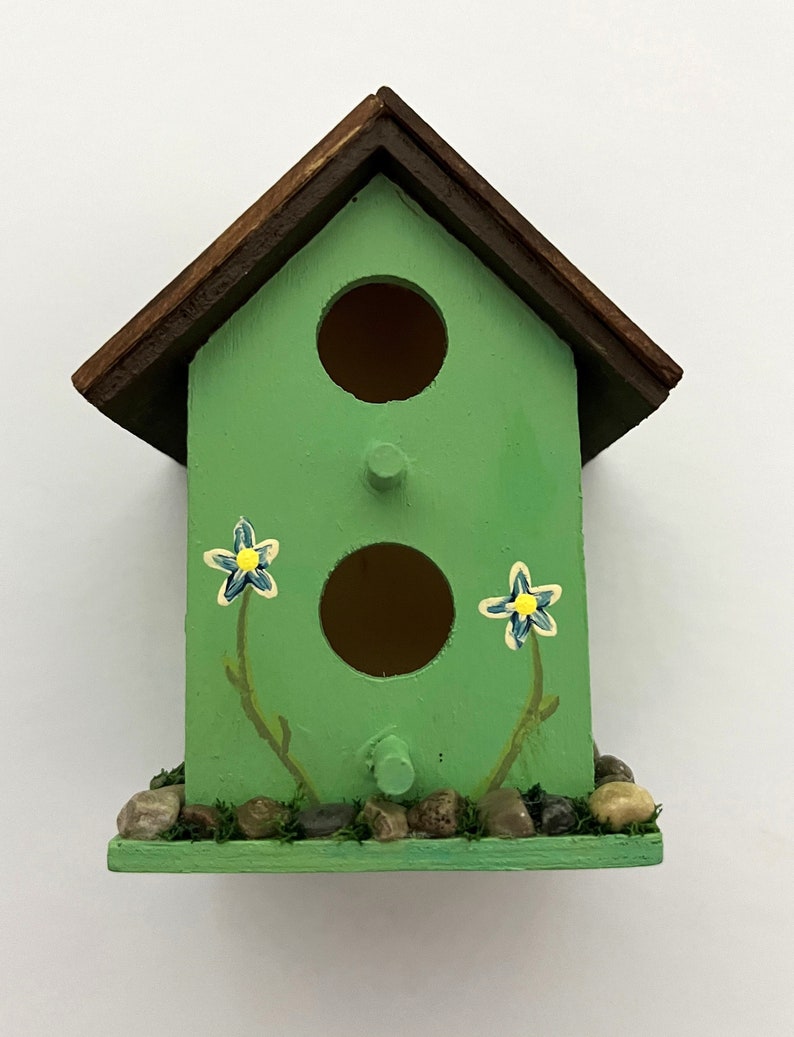 Hand Painted Flower Birdhouse - Etsy