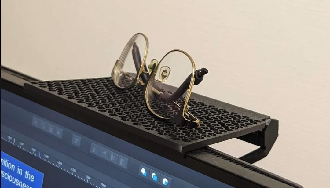 3D Printed | Adjustable Monitor TV Laptop Display Shelf | to Organize ...