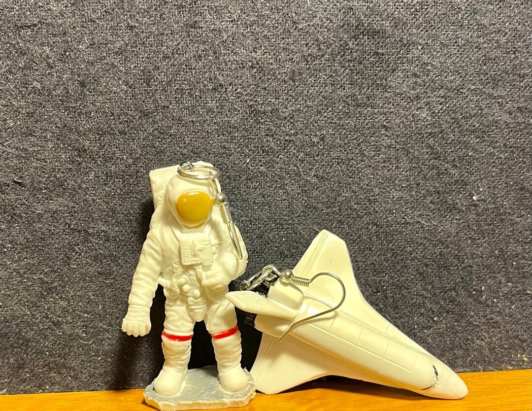 Plastic Mismatch Astronaut and Shuttle Earrings - Etsy