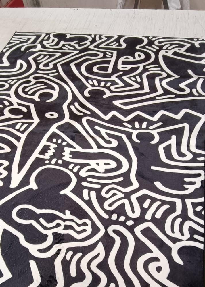 Famous Art Rug, Graffiti Style Black and White Accent Rug, Modern ...