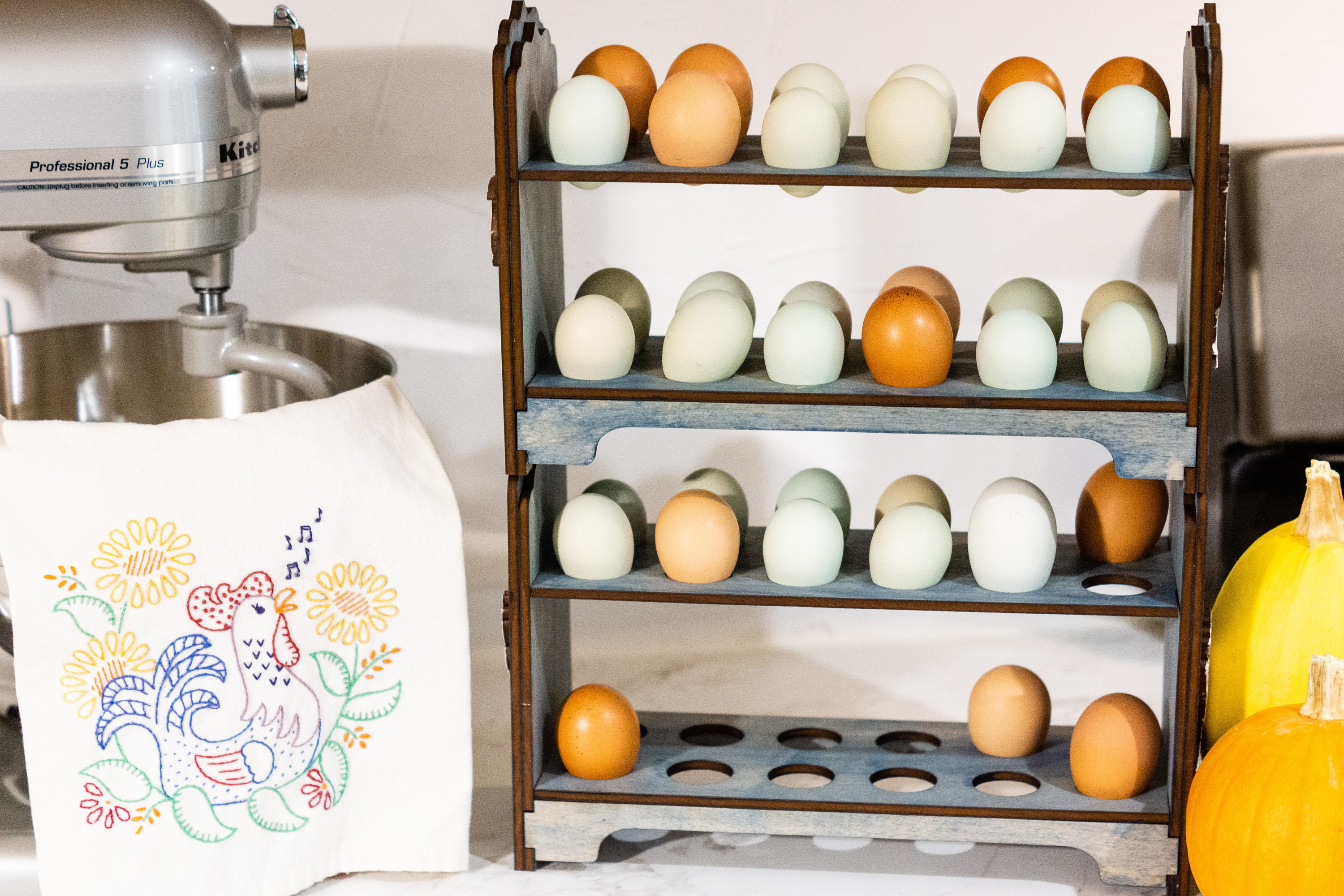 Fresh Egg Holder - Farmhouse Egg Stand - Chicken Decor - Gift for ...