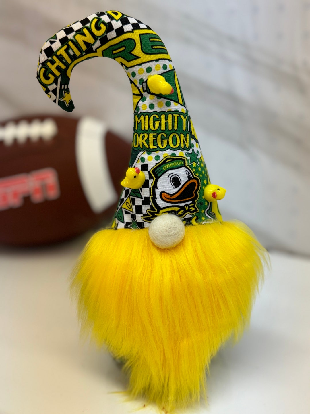 Oregon University Ducks Gnome. Comes in 3 Sizes 10”, 15", 21" Tall ...