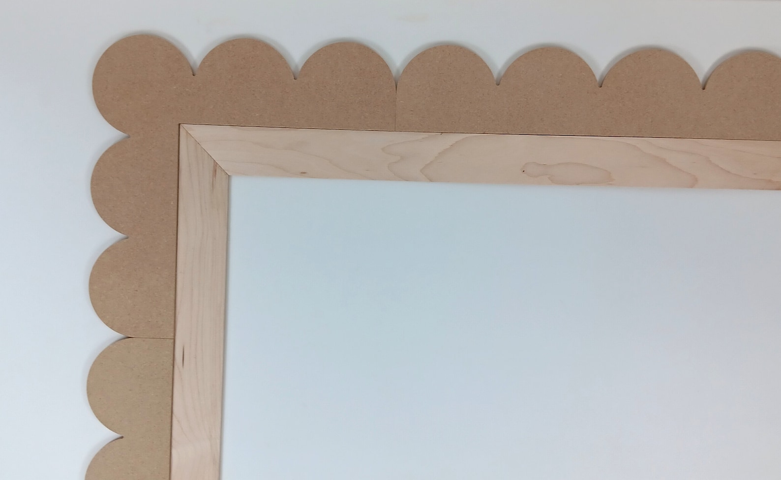 Scallops MDF Trim Molding Corner Piece Scallops Outside , Scalloped ...