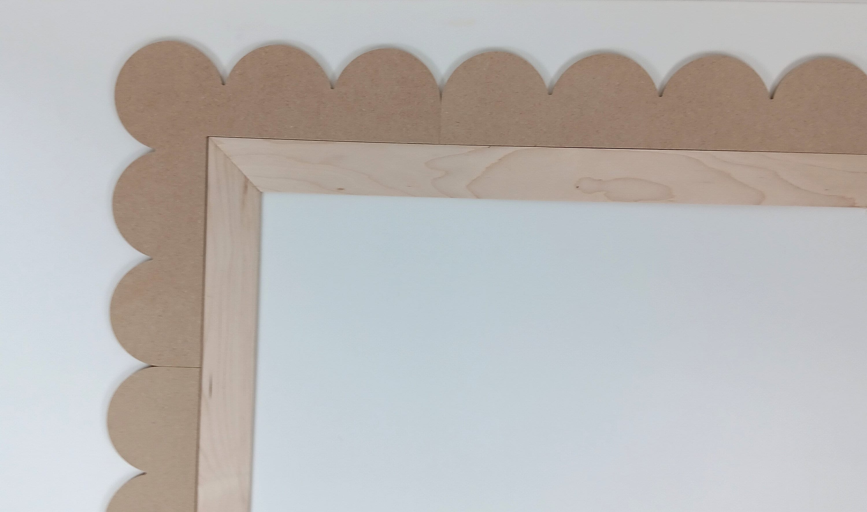 Scallops MDF Trim Molding Corner Piece Scallops Outside , Scalloped ...