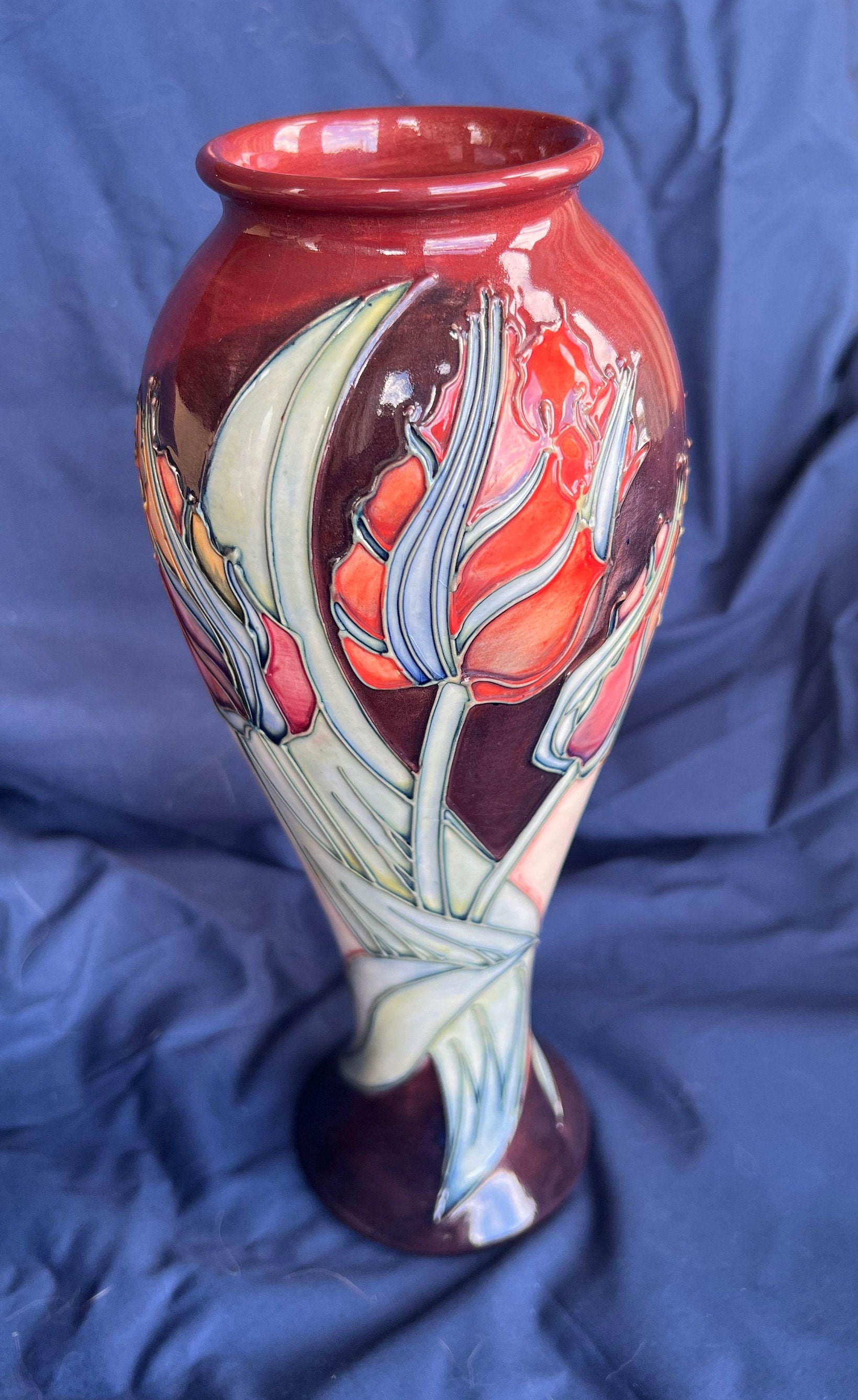 MOORCROFT RED TULIP Vase 27.5cm. Sally Tuffin Design 1993. Modern ...