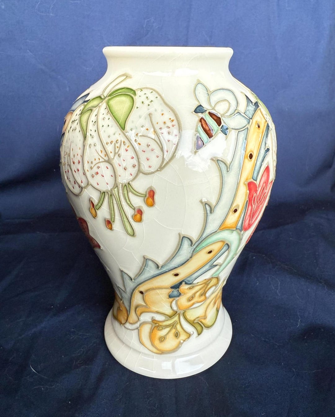 MOORCROFT GOLDEN LILY Ginger Jar 1996. Rachel Bishop Design. William ...