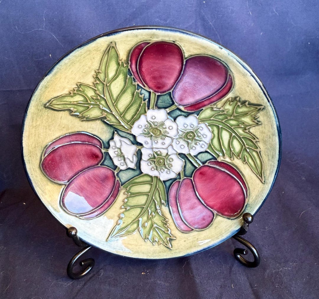 MOORCROFT PLUM PIN Dish 11cm. Modern Moorcroft. Collector Item. Perfect ...