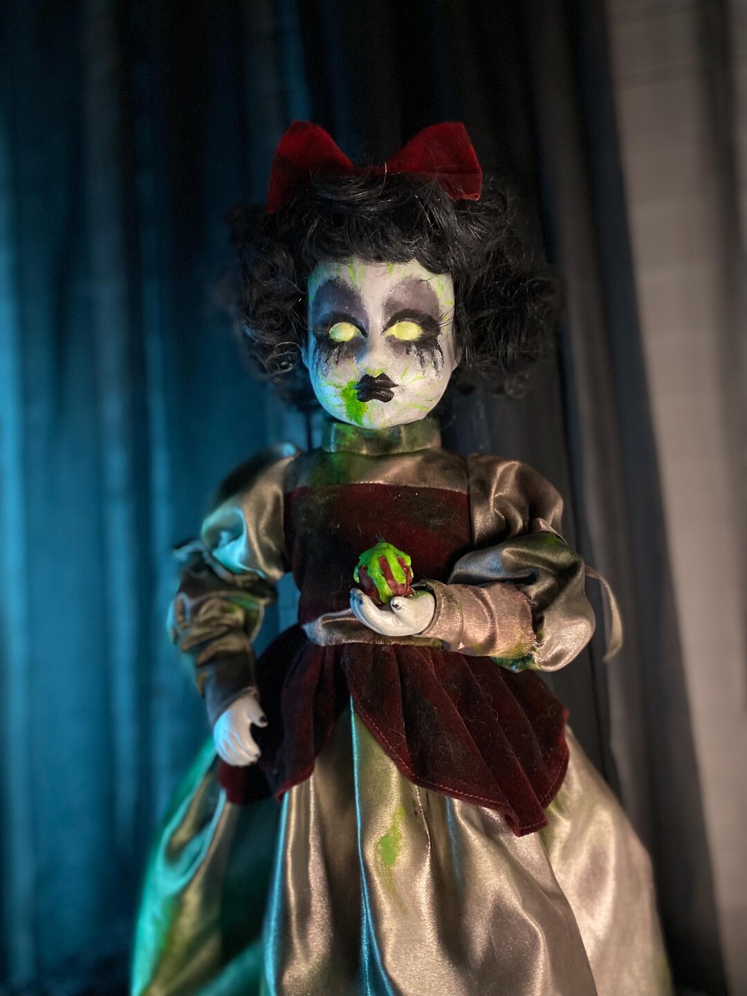 OOAK “snow Bite” Spooky Hand Painted Porcelain Doll - Etsy