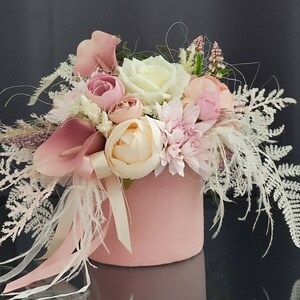Pink Flower Arrangement in a Velur Box, Floral Arrangement, Floral ...