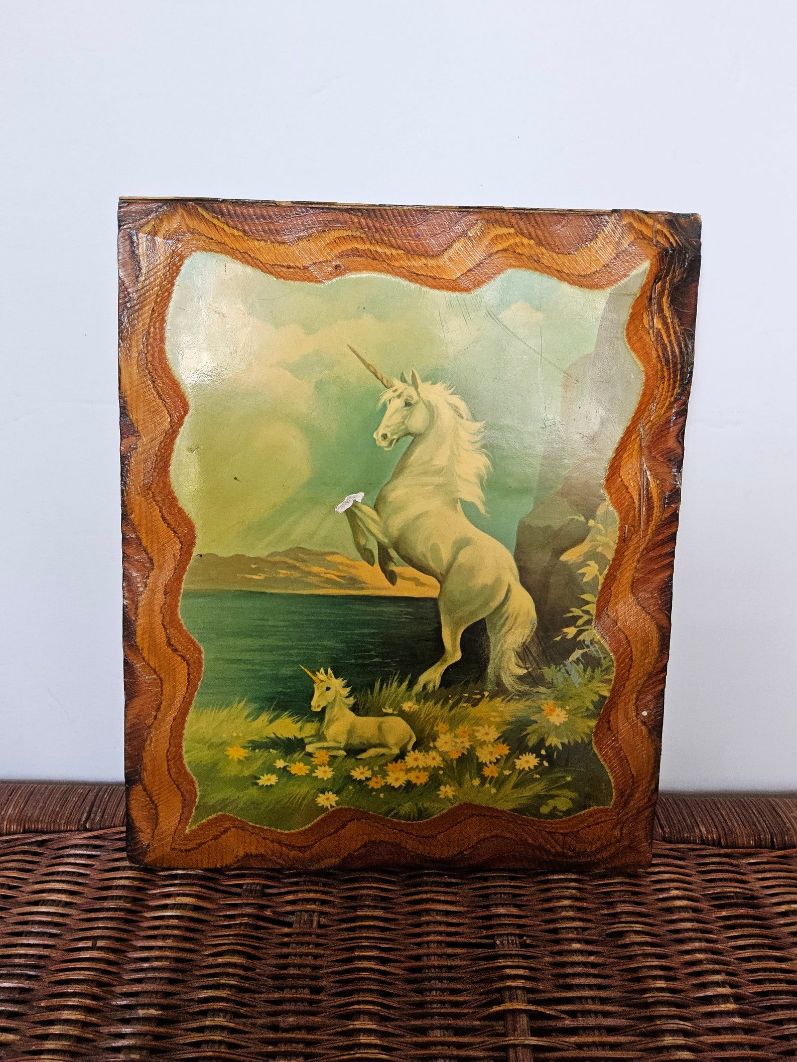 Unicorn Decoupage on Scalloped Wood Plaque. Vintage Unicorn Wall ...