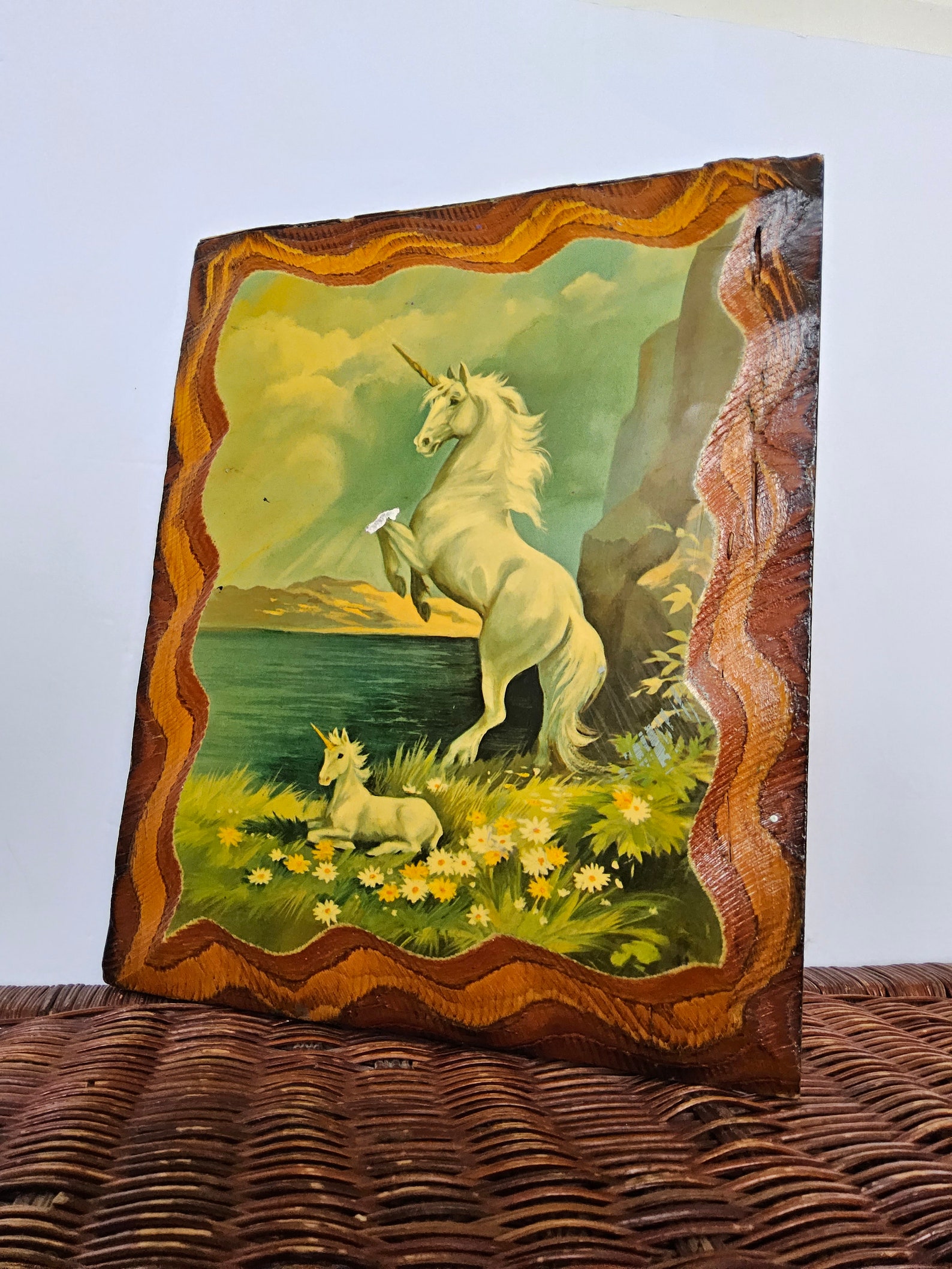 Unicorn Decoupage on Scalloped Wood Plaque. Vintage Unicorn Wall ...
