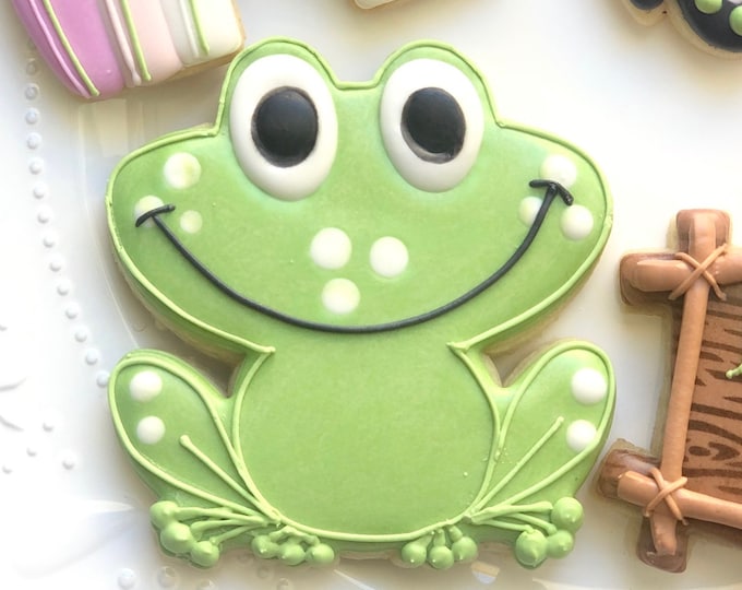 Frog Shaped Cookie Cutters With Stamps 4 Sizes - Etsy