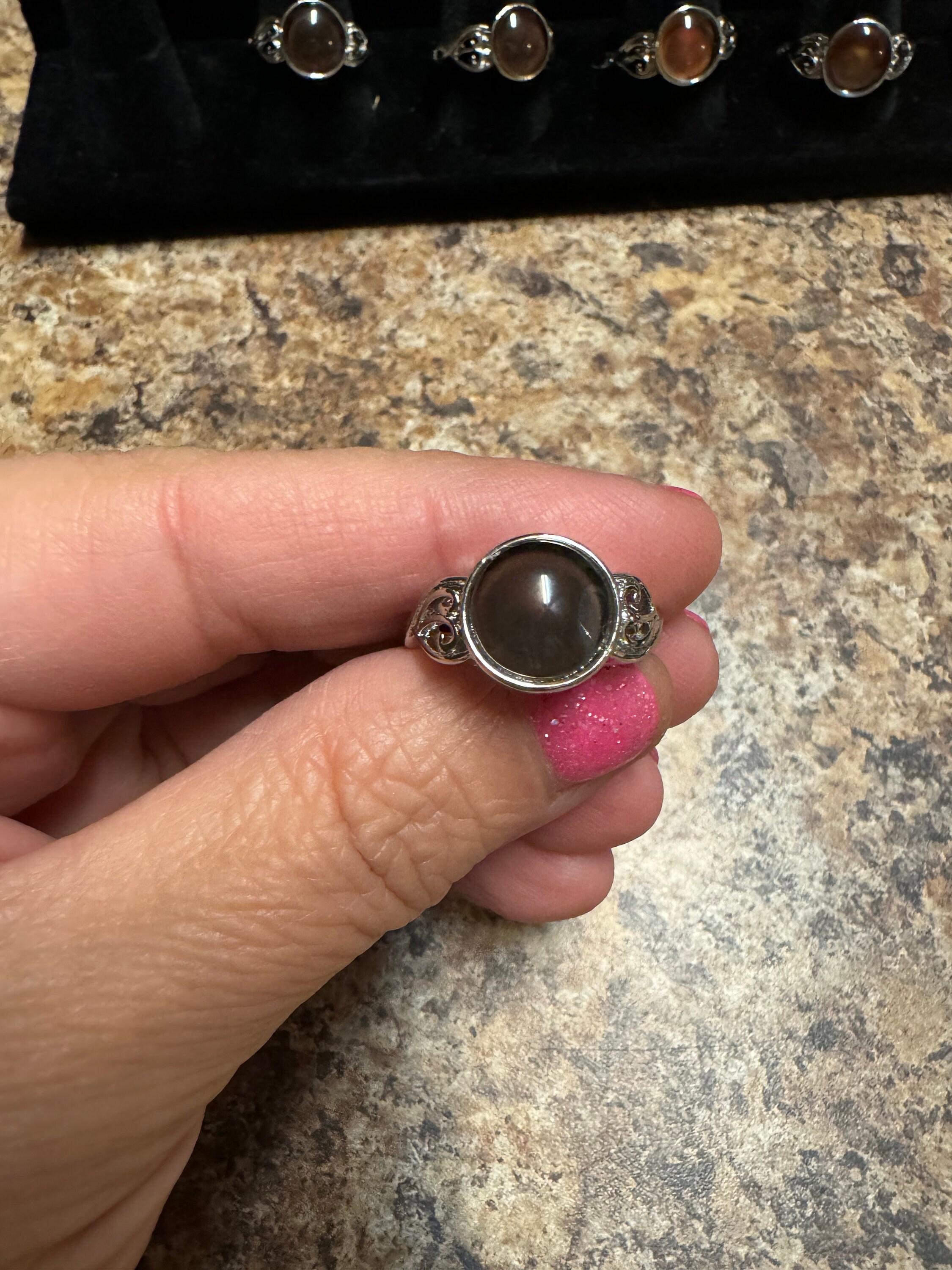 Unique Vintage Mood Ring - Retro Color Changing Emotion Ring With ...