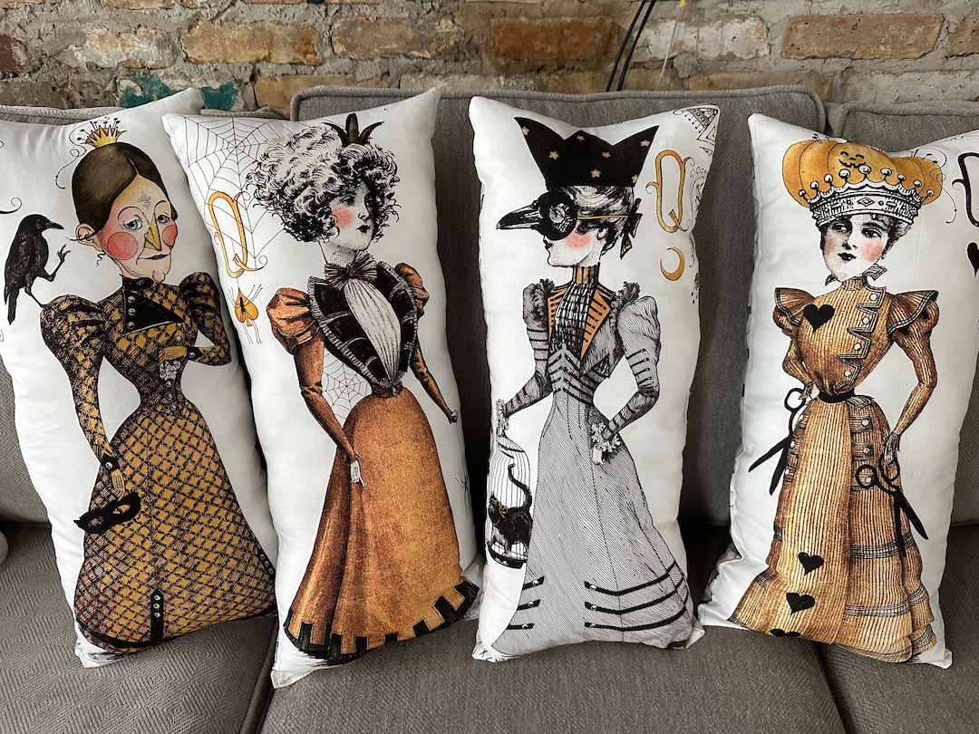 Queen of Ween Pillow Set - Etsy