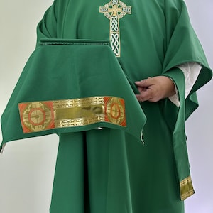 Lightweight Chasuble in Green - Etsy