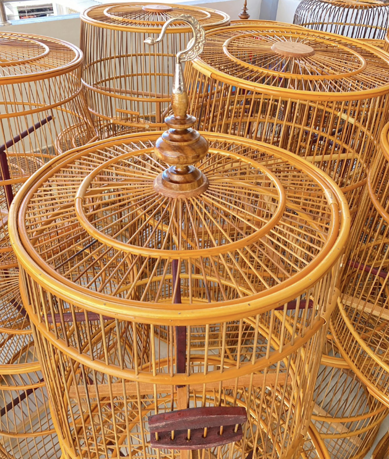 Handmade Bamboo Wooden Yard Flying Cage, 18 Inch Can Cage with Head ...