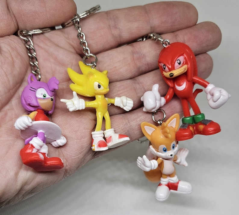 Sonic the Hedgehog Keychain, Gift Idea - Etsy