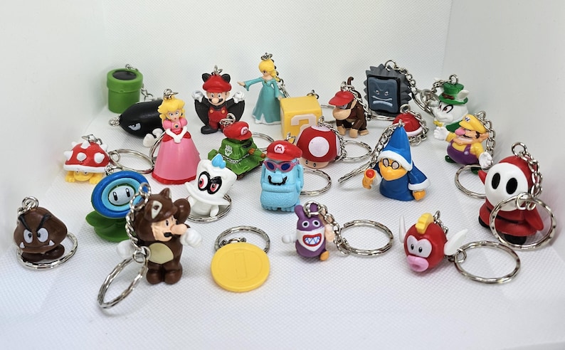 Mario Key Ring, Children's Gift Idea - Etsy